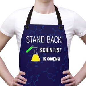 Scientist is Cooking! Funny Science Apron for Geeky Home Cooks Who Love ...