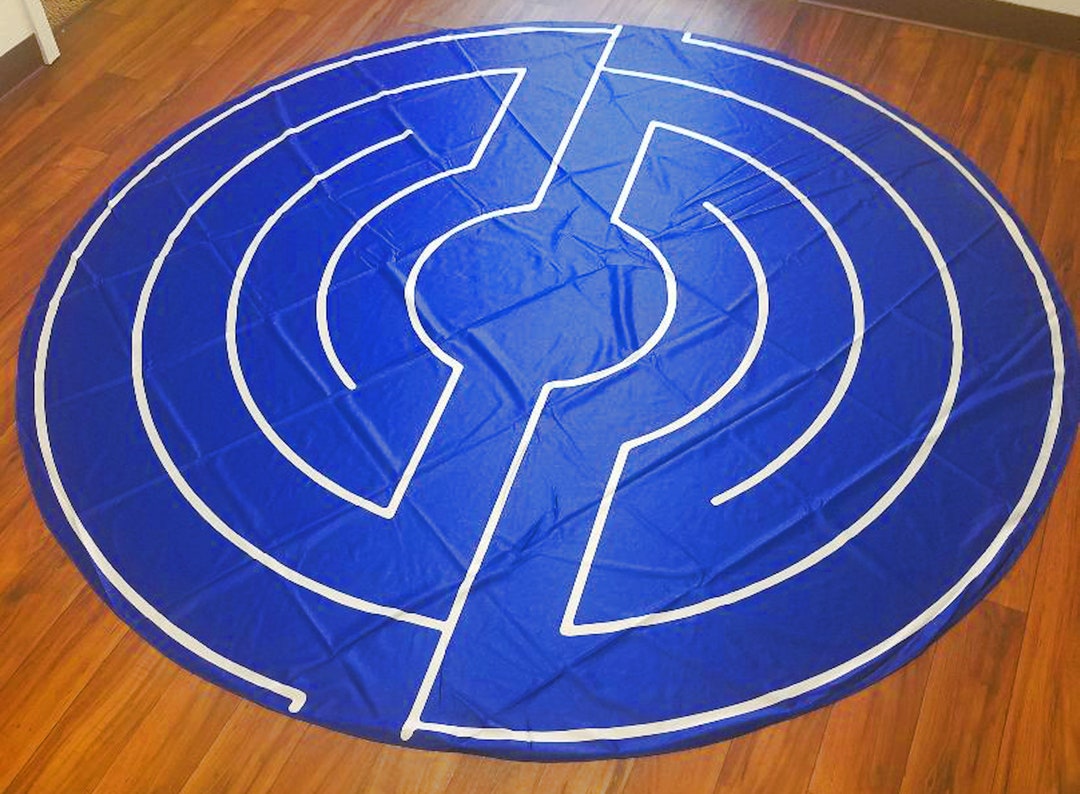 Custom Enter & Exit Portable Labyrinth for Graduation, MEDIUM SIZE ...