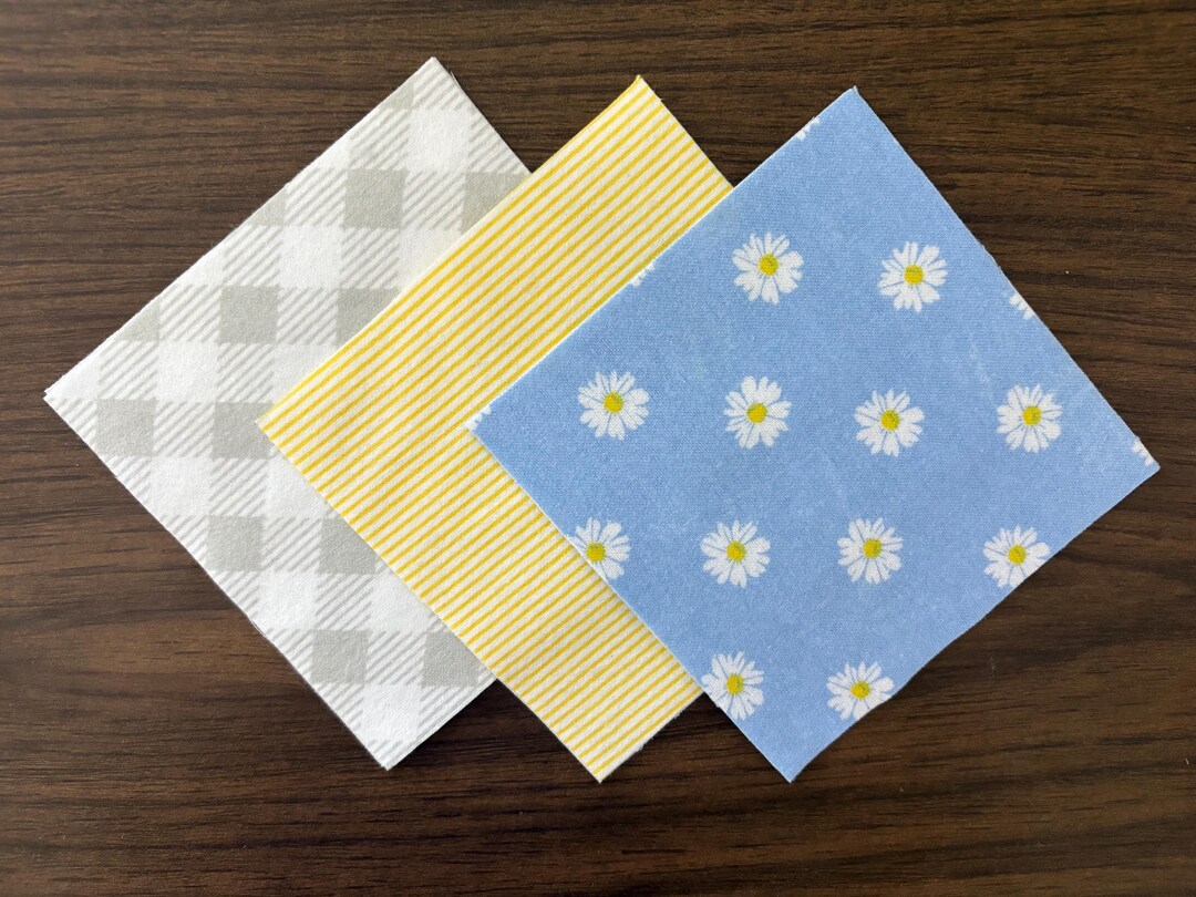 Pre-cut 5” Blue and White Daisy, Flannel Fabric Squares Charm Pack Kit ...