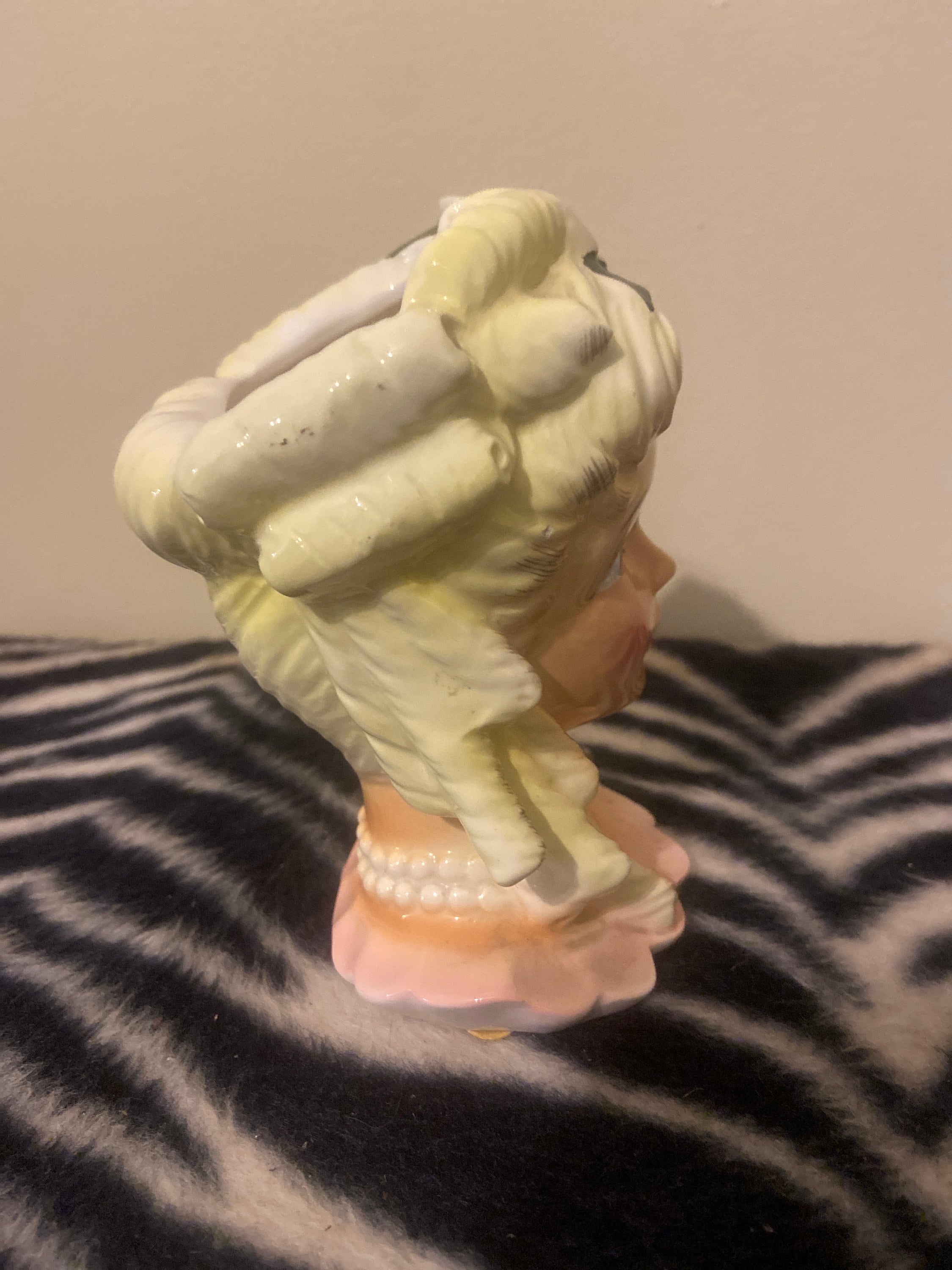 Vintage Lady Head Vase With Flowers - Etsy