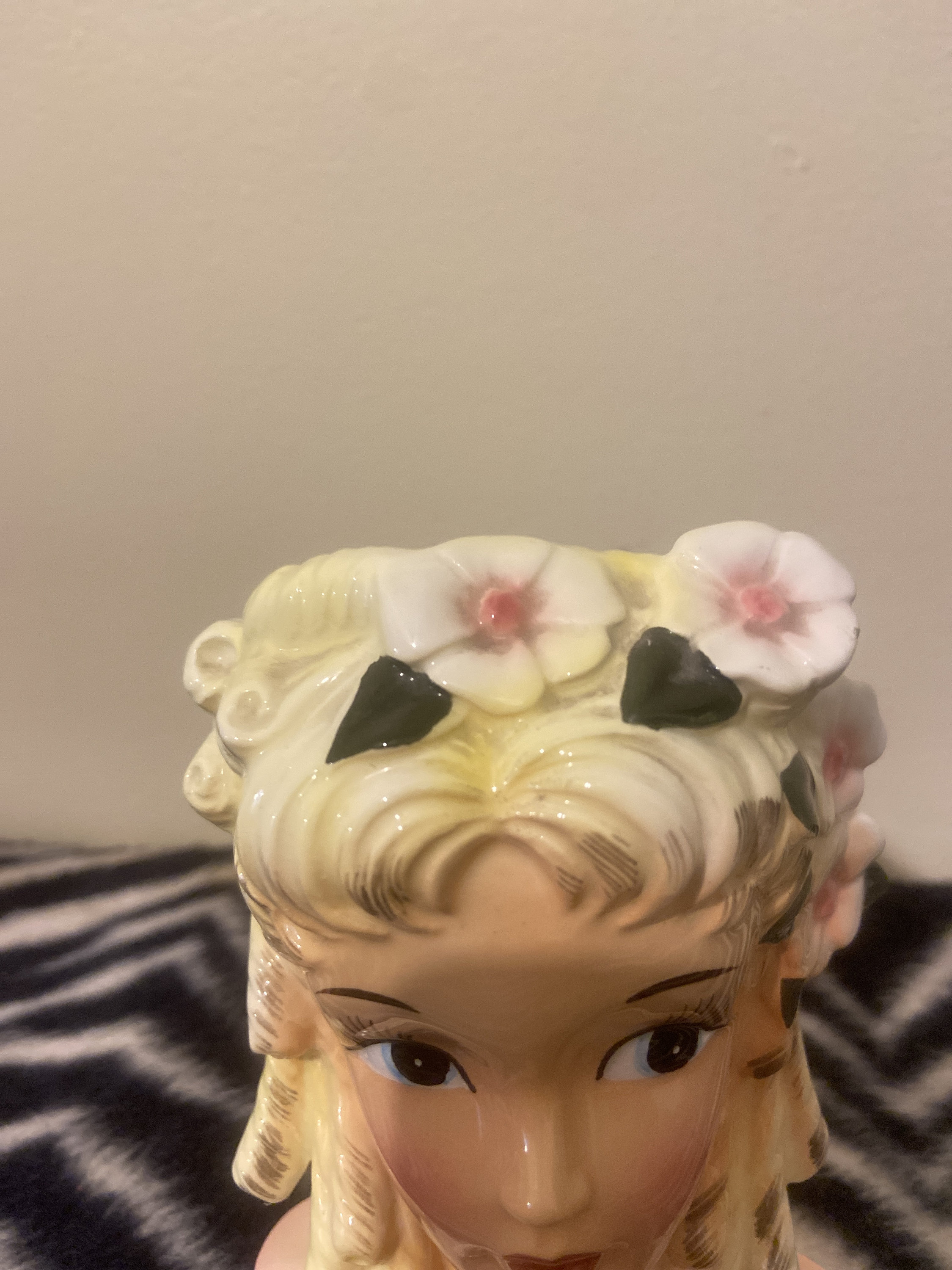 Vintage Lady Head Vase With Flowers - Etsy