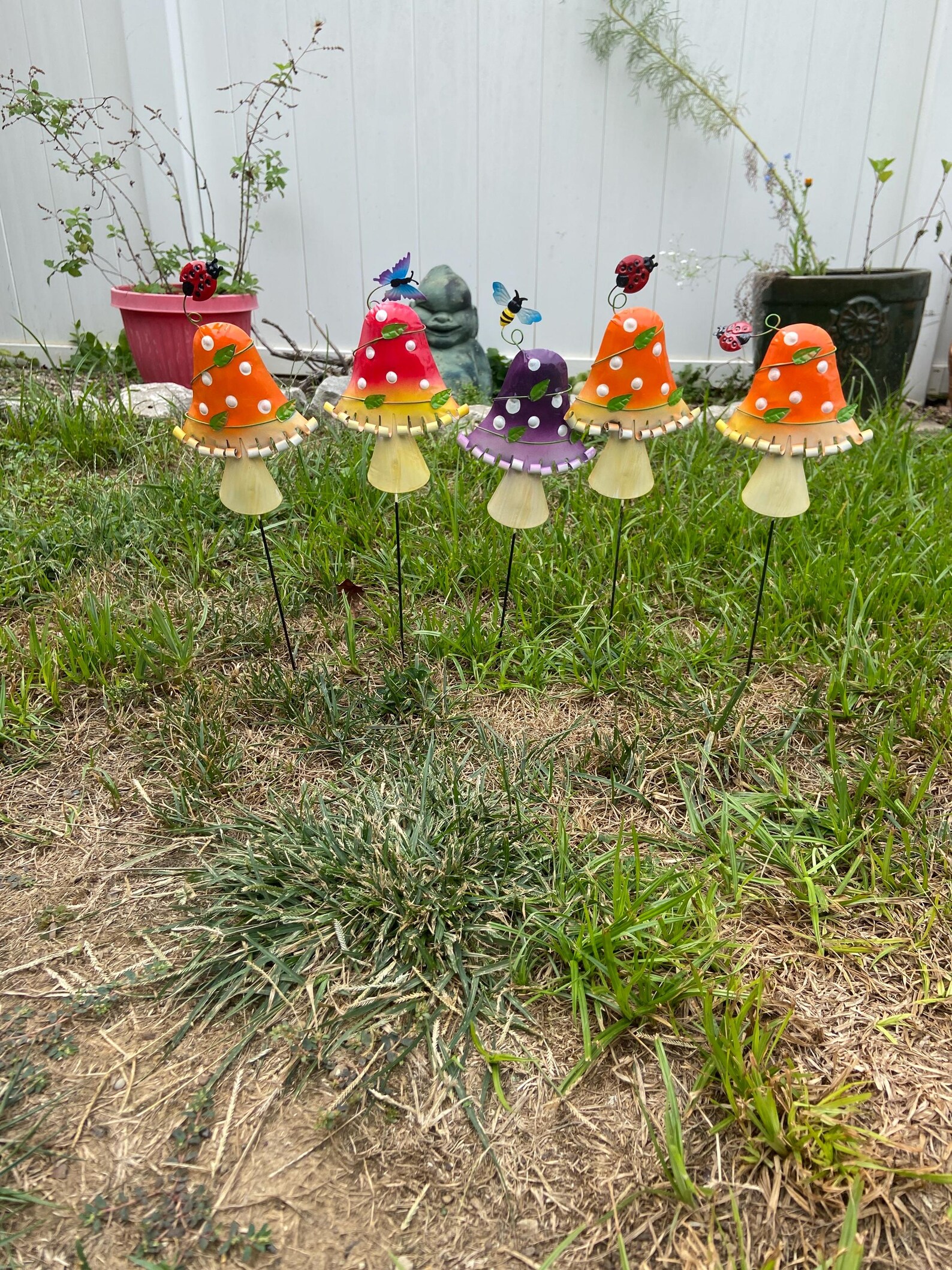 5 Colored Metal Mushroom Garden Stakes - Etsy