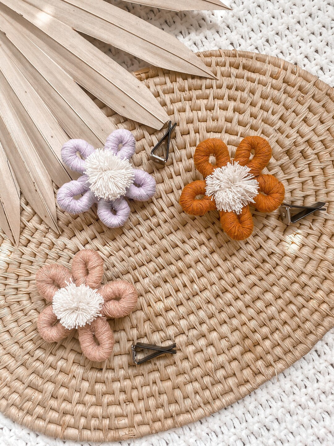 Macrame Daisy Vent Clip Essential Oil Car Vent Accessory - Etsy