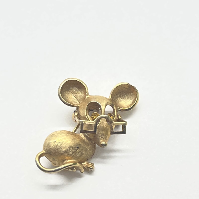 Vintage Mouse Pin - Etsy