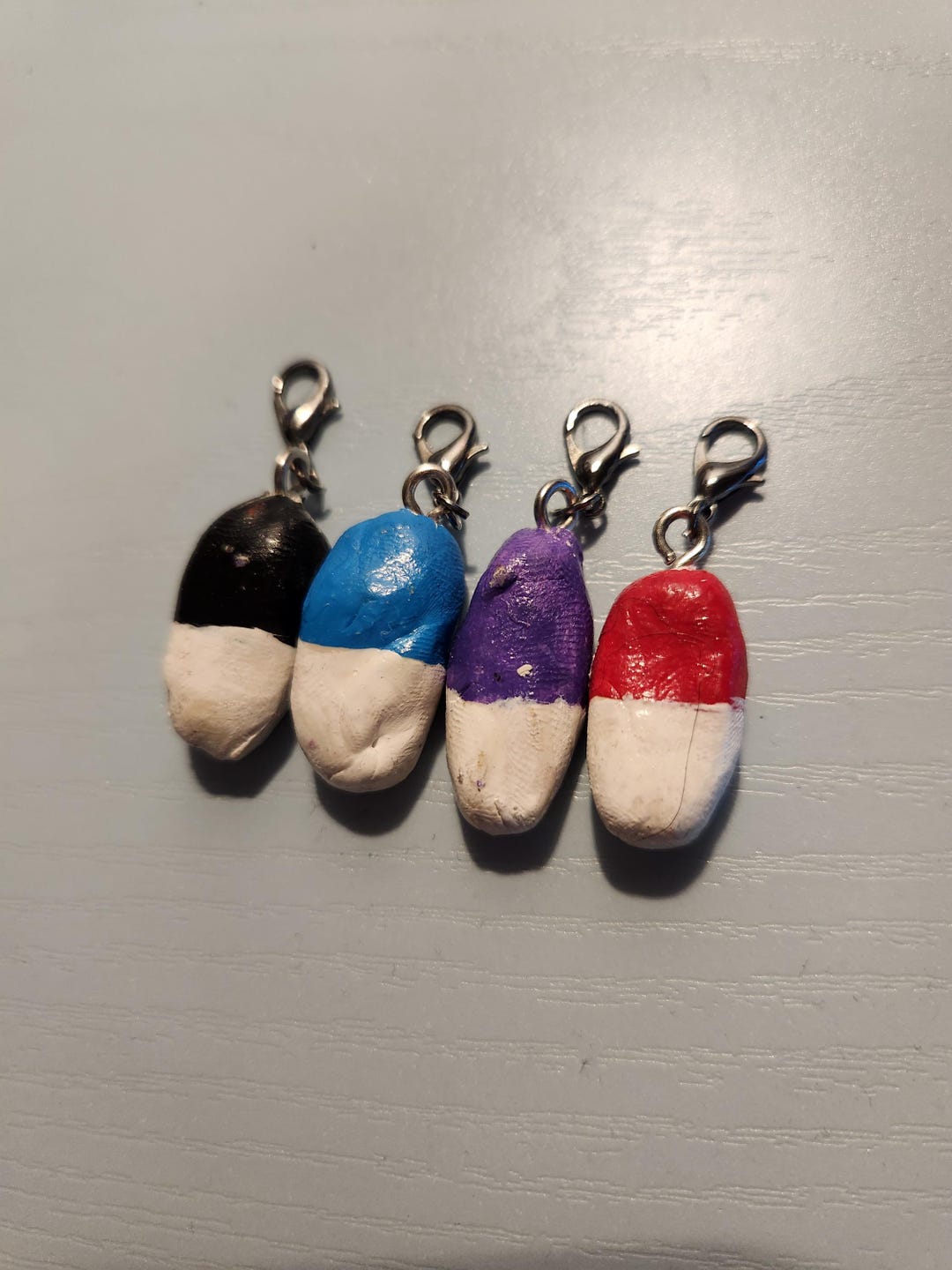 Set of 4 Vibrant Colored Capsule Pill Charms - Etsy