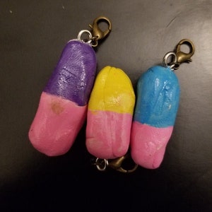 Set of 3 Two Tone Pill Capsule Charms - Etsy