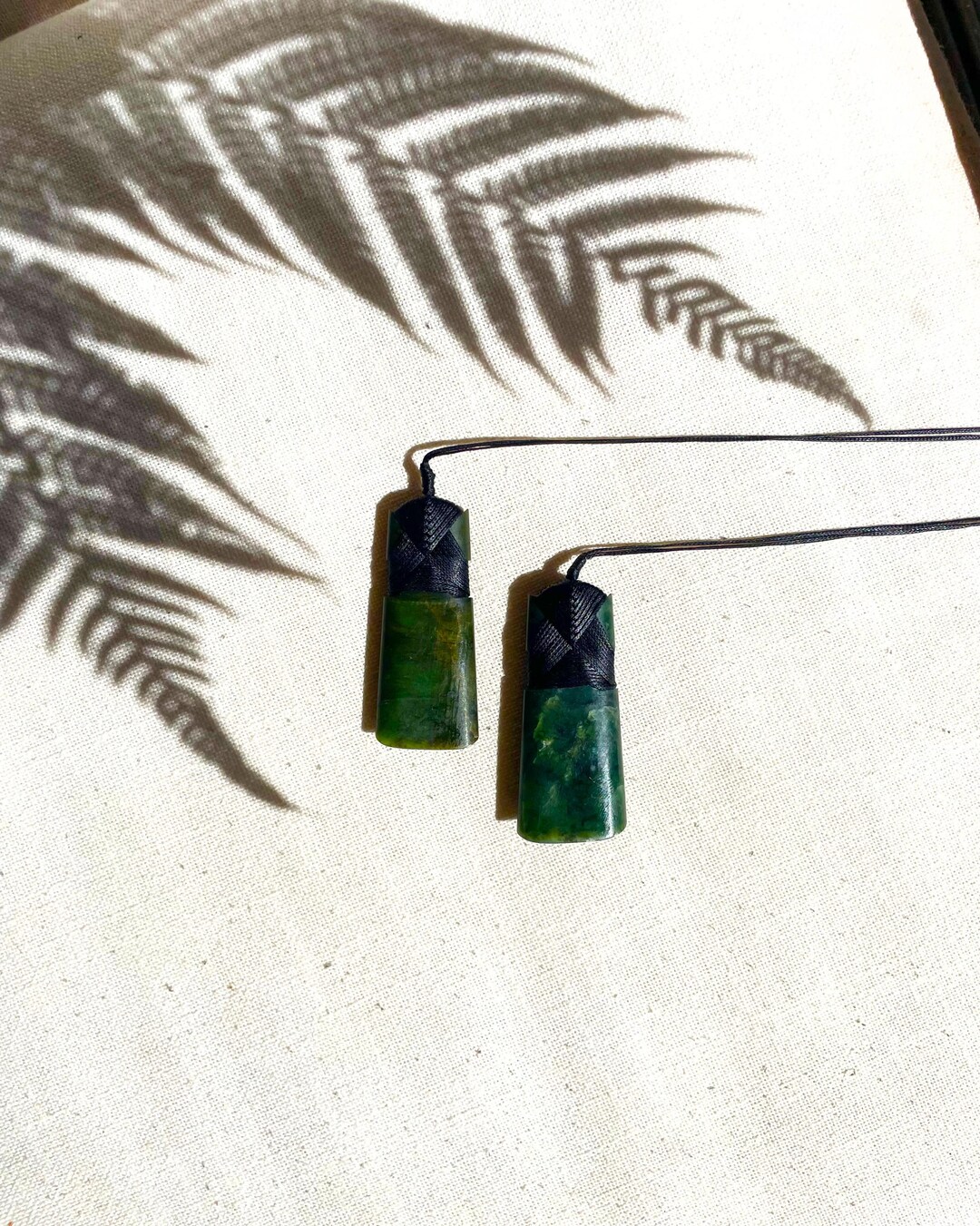 Hand-carved Greenstone Toki Pendant: Māori Pounamu Necklace - Etsy