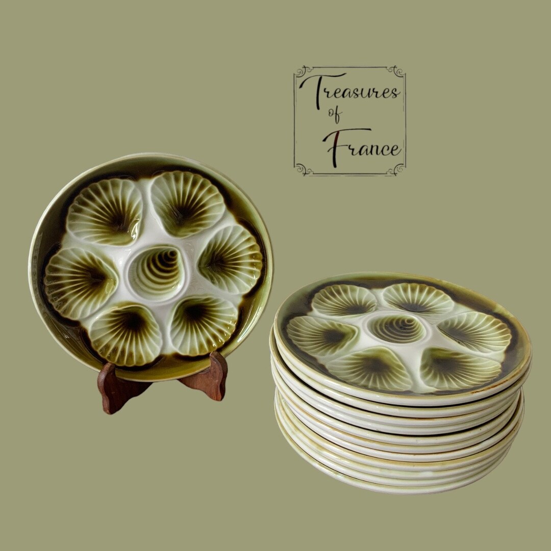 Vintage Pair of Oyster Plates Green and White Moulin Des Loups Assiette ...