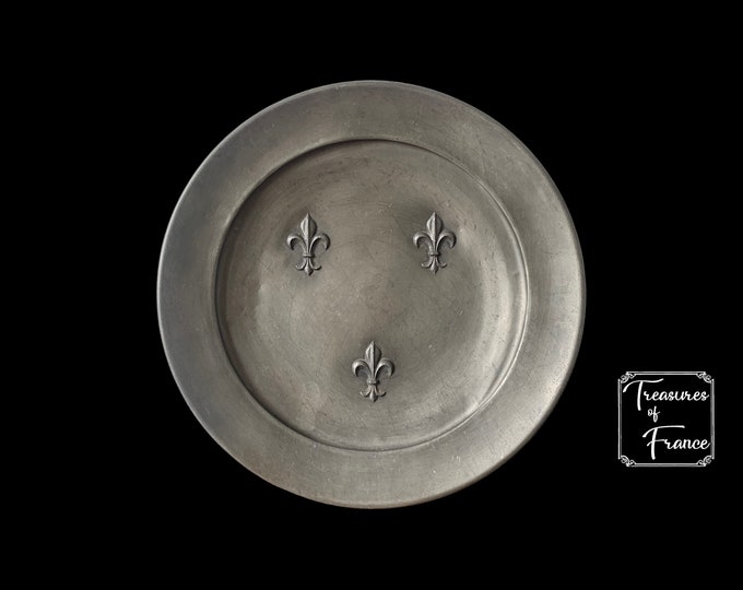 Antique Pewter Plate Fleur De Lys Emblem Plate Props Kitchen Decor ...