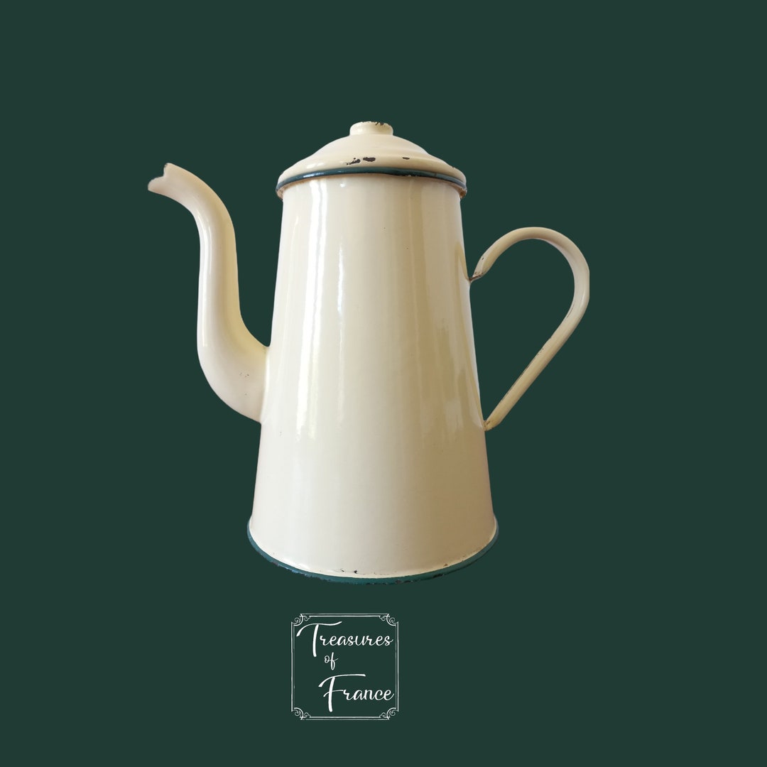 Vintage Creamy Color Tea Pot Coffee Pot Farmhouse Kitchen Enamelware ...