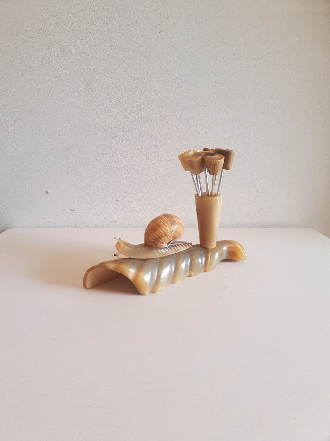 Vintage Handmade Buffalo / Cow Horn Snails Picks Holder Serving Snails ...