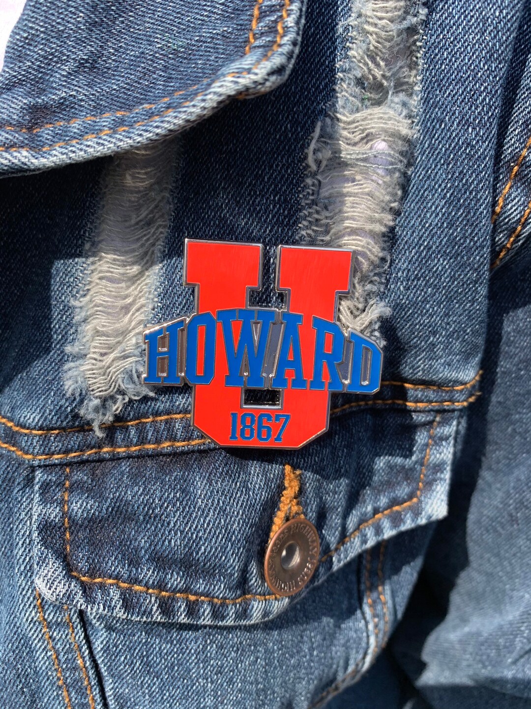 Howard U Lapel Pin - Etsy