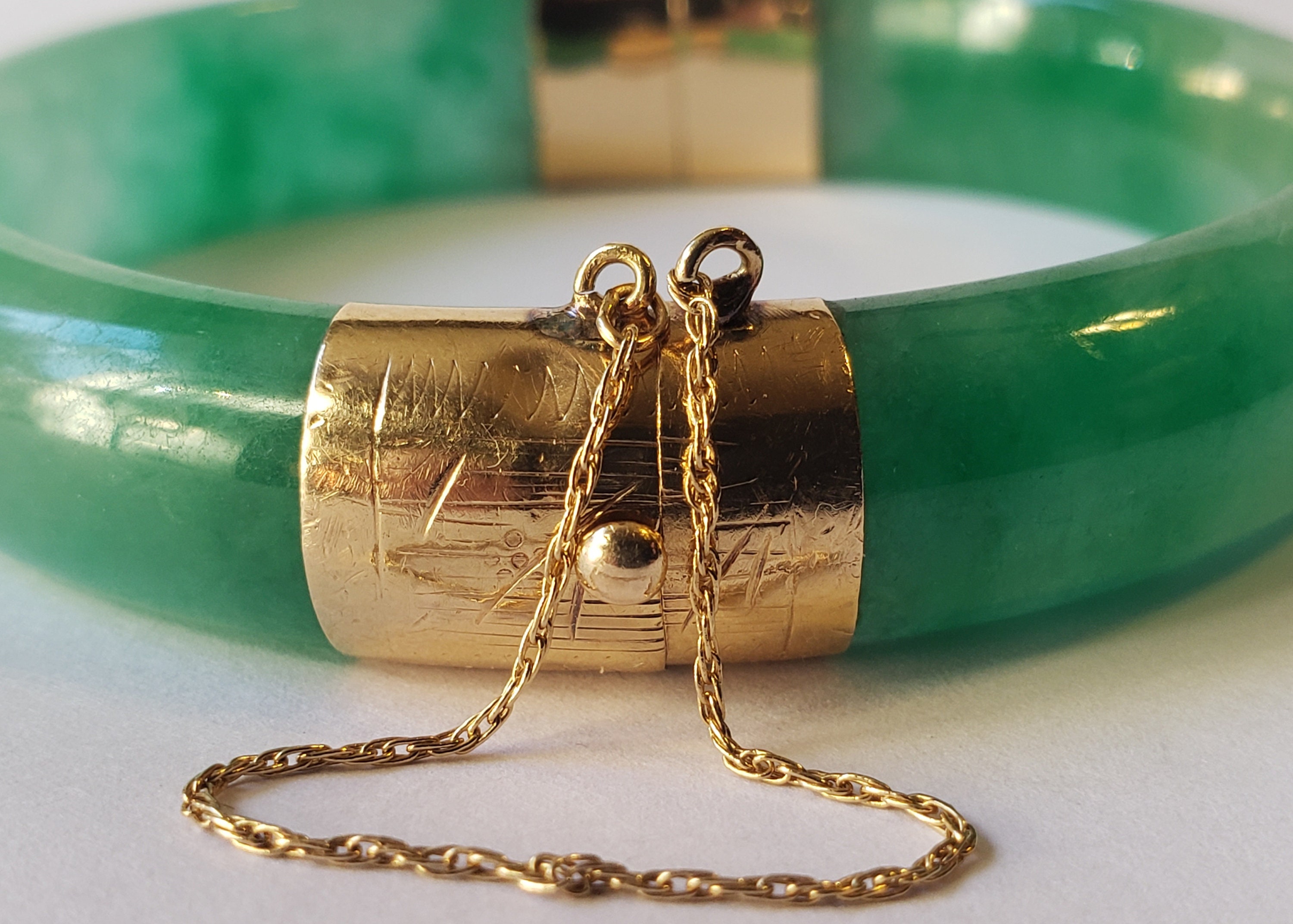 Fine 14K Gold Vintage Jade Bangle Bracelet - Etsy