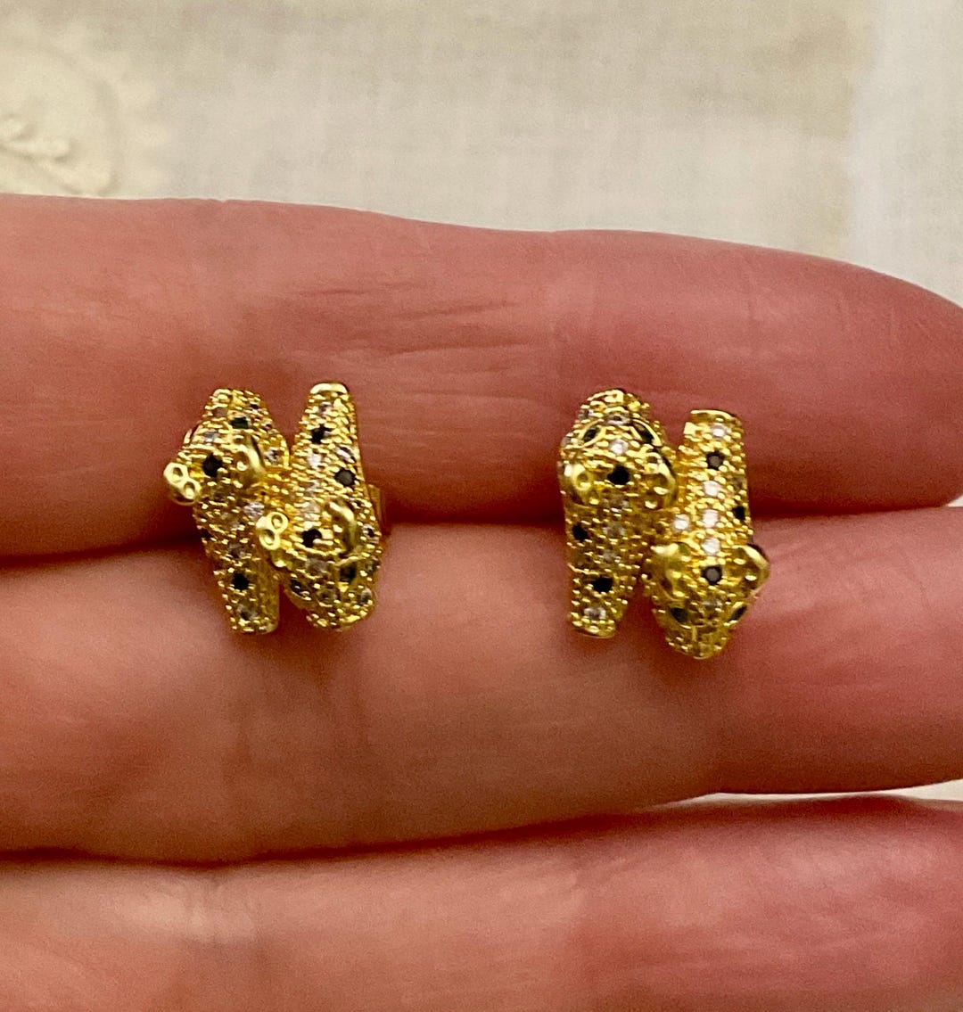 Two HEAD PANTHERE Gold Plated Luxury Vintage Earrings- Luxury Design ...