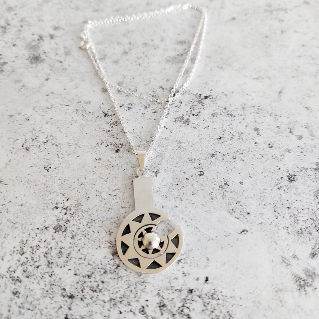 Toki-kura Pendant, Mapuche Symbol That Represents Strength and Command ...