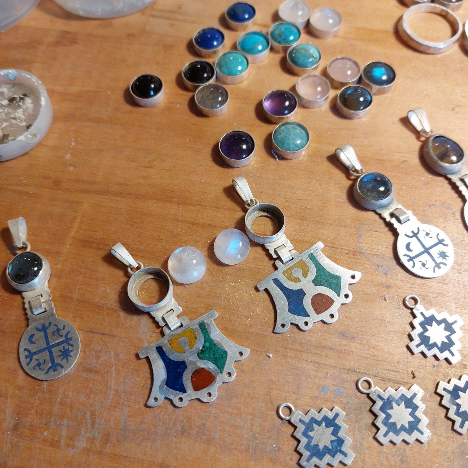 Amethyst Pendant, Kultrún Mapuche Design, Handmade in 950 Silver. - Etsy