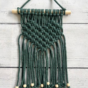 DIY Macrame Wall Hanging, Make Your Own Macrame Gift, Macrame Kit Gift ...