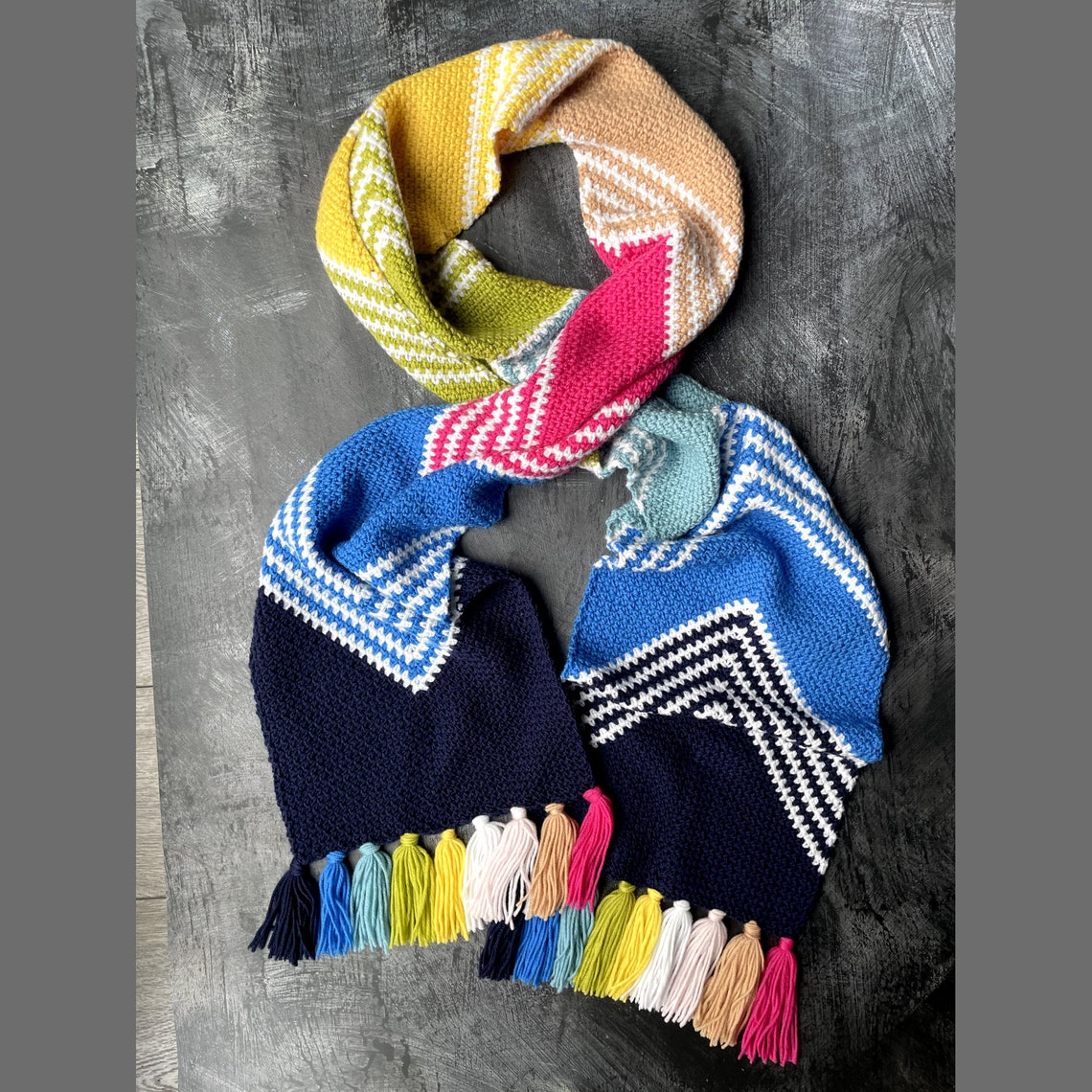 Chevron Scarf Crochet Pattern: Maeve Moss Stitch (PDF Pattern) - Etsy