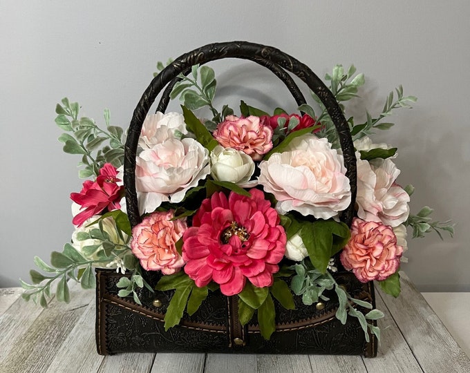 Purse Floral Arrangement, Party Centerpiece, Large Decorated Purse Pink ...