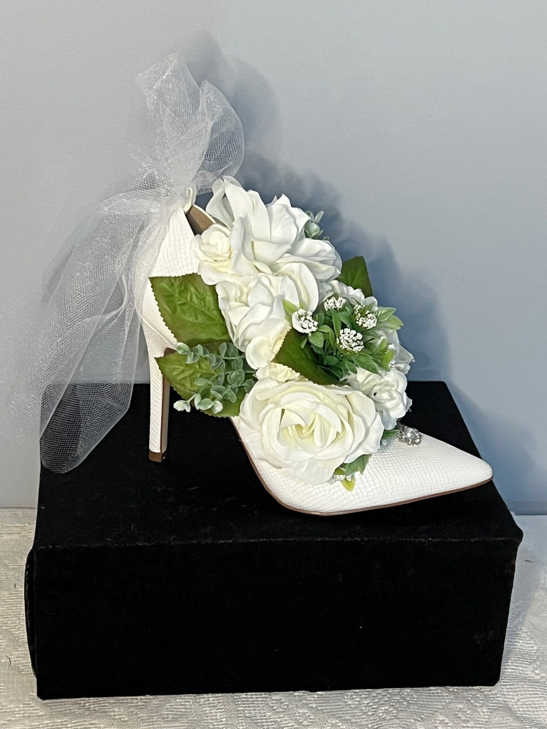 High Heel Shoe White Wedding Floral Arrangement Centerpiece - Etsy