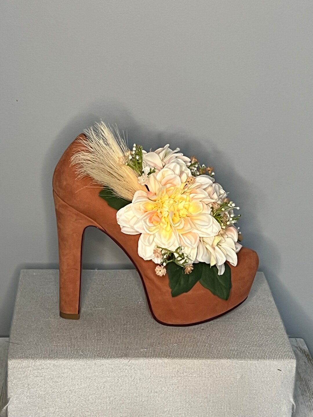 Corral High Heel Floral Arrangement, High Heel Floral Centerpiece, High ...
