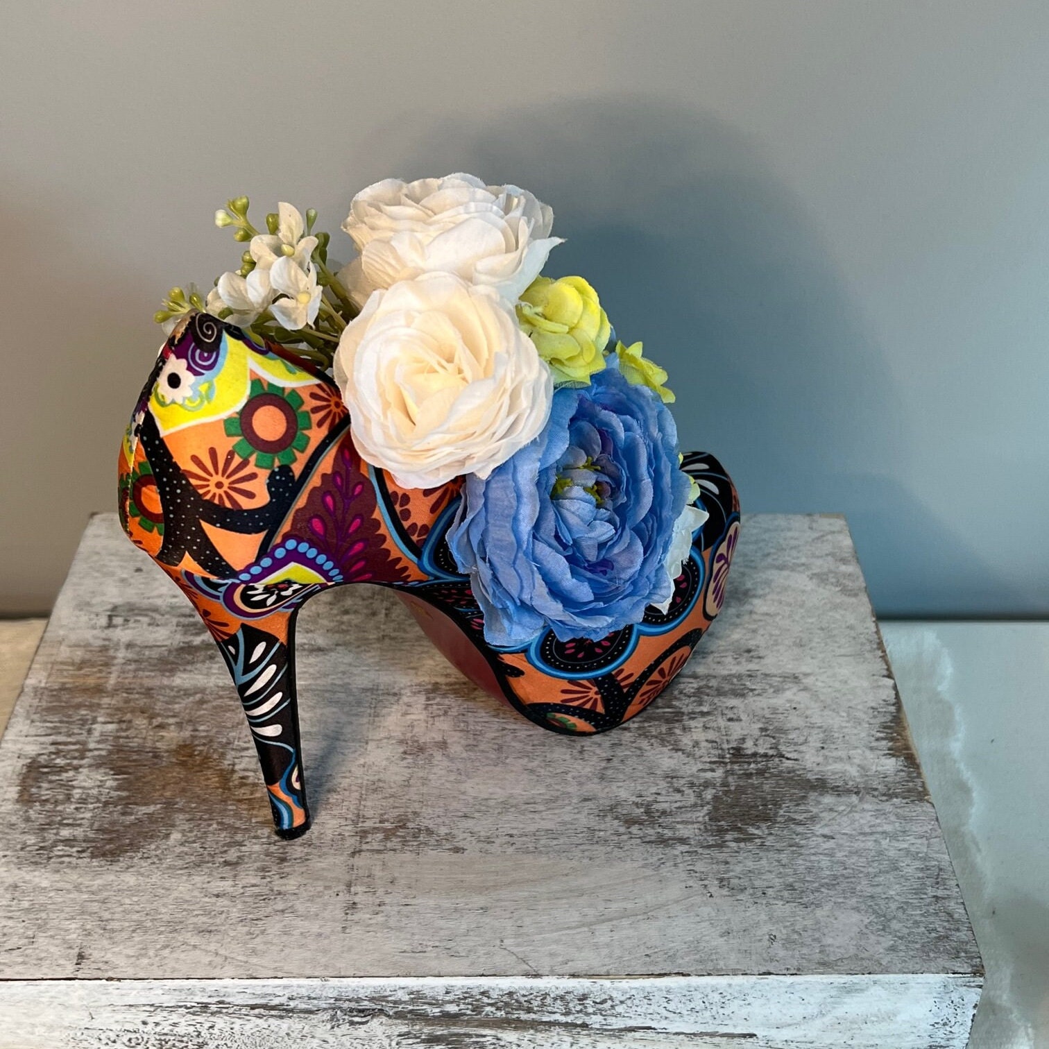 High Heel Shoe Floral Arrangement Centerpiece, Orange Retro 60's 70's ...