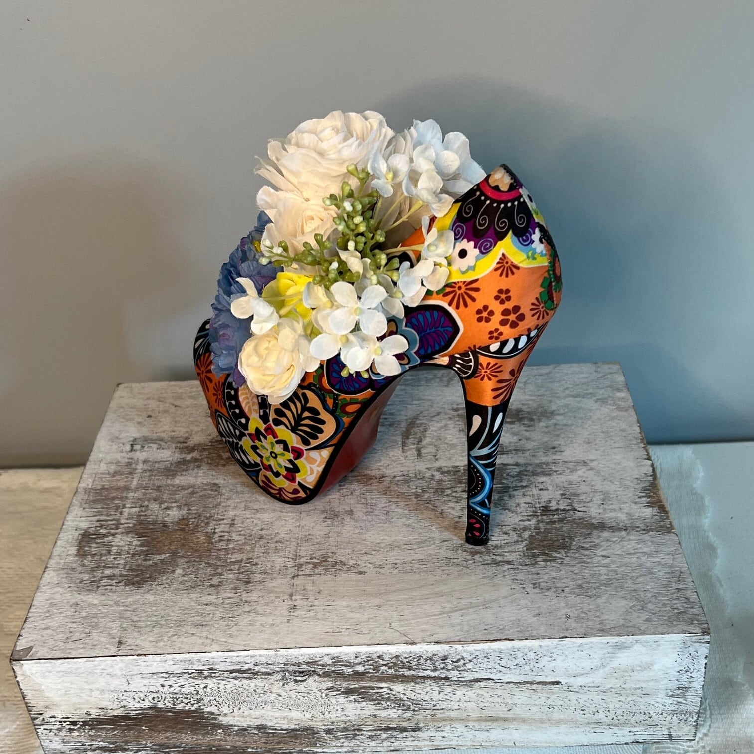 High Heel Shoe Floral Arrangement Centerpiece, Orange Retro 60's 70's ...