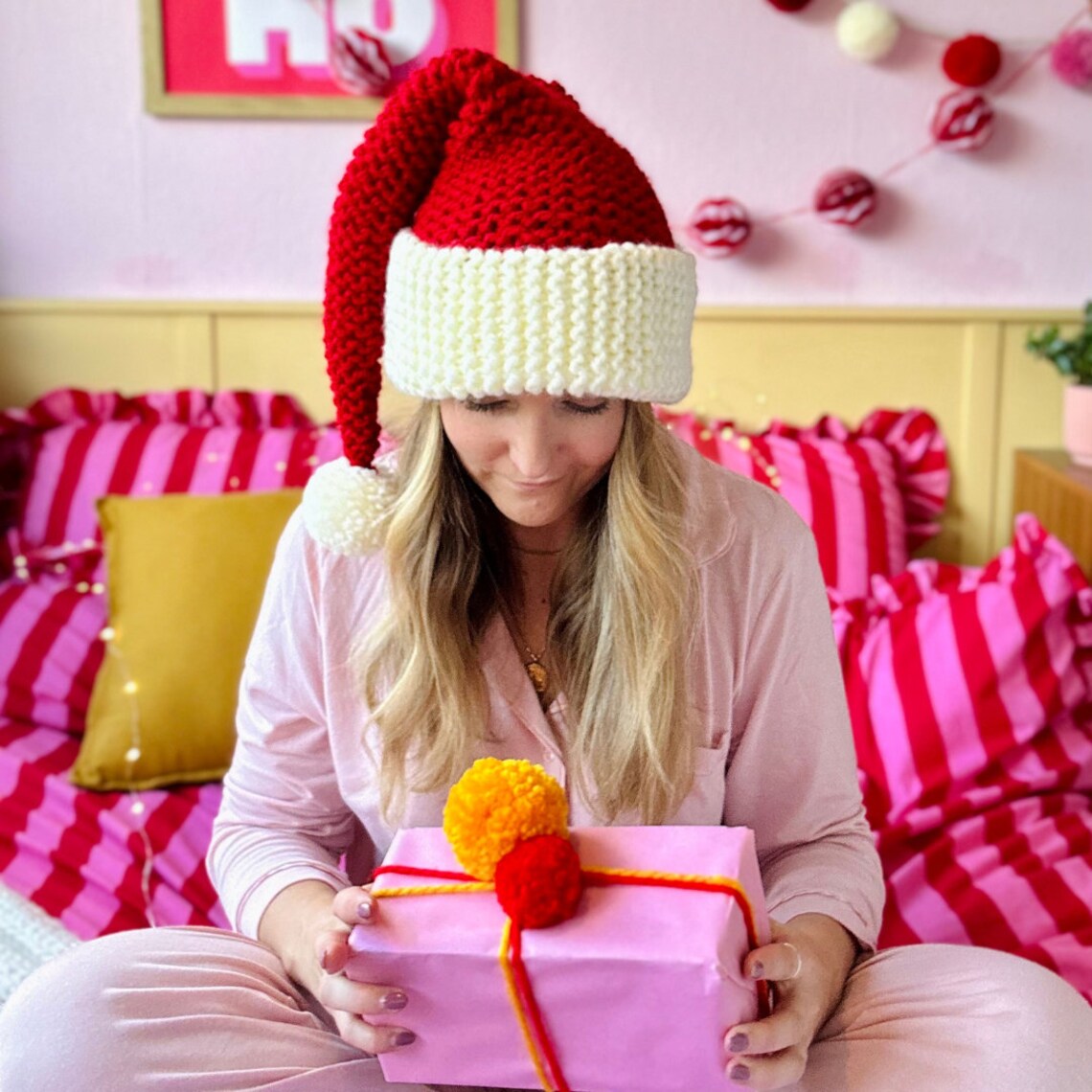 Santa Hat Knitting Kit, Beginner Friendly Knitting Kit, Make Your Own ...