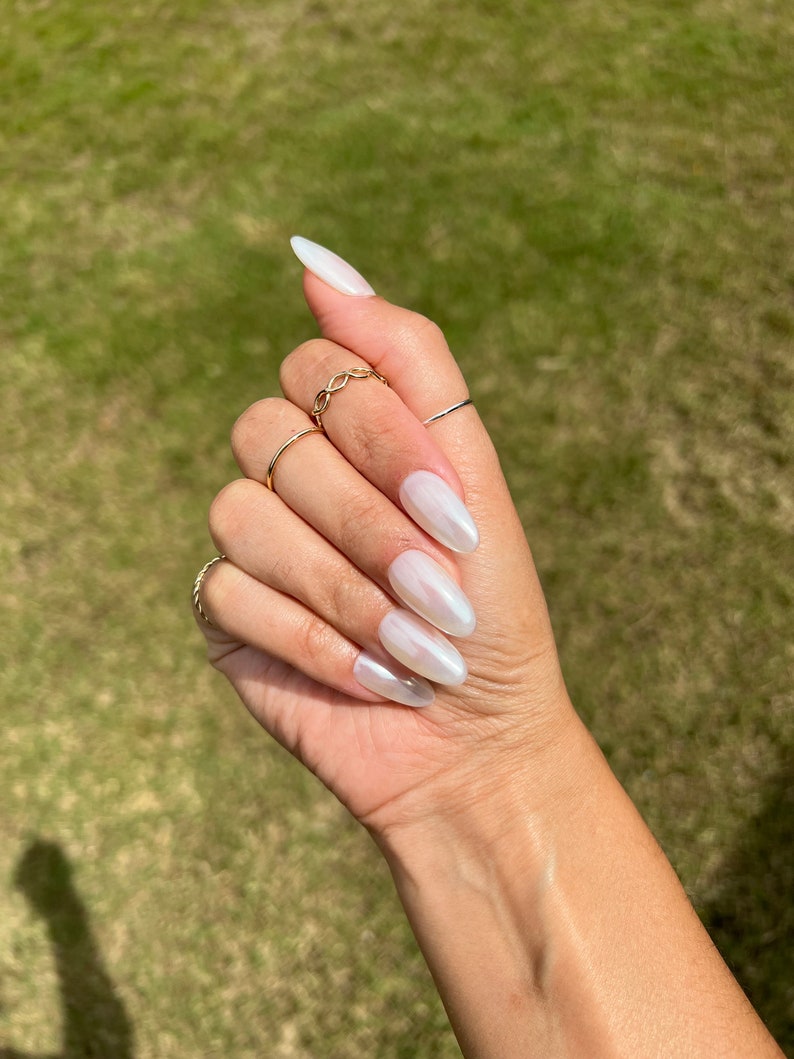Glazed Donut Nails Chrome Hailey Bieber Trend Handmade - Etsy Glazed Donut Nails Chrome Hailey Bieber Trend Handmade - Etsy