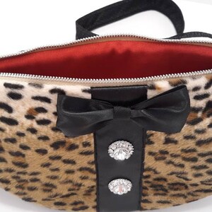 Elegant Leopard Medium-small Sized Shoulder Purse Lightweight Animal ...