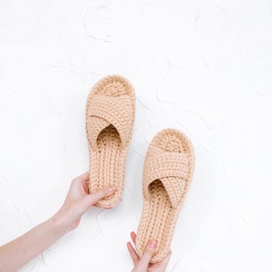 Criss Cross Slippers Crochet Tutorial, Step-by-step Video Masterclass ...