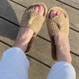 Jute Slippers Crochet Pattern - Eco-friendly Handmade Slippers DIY ...