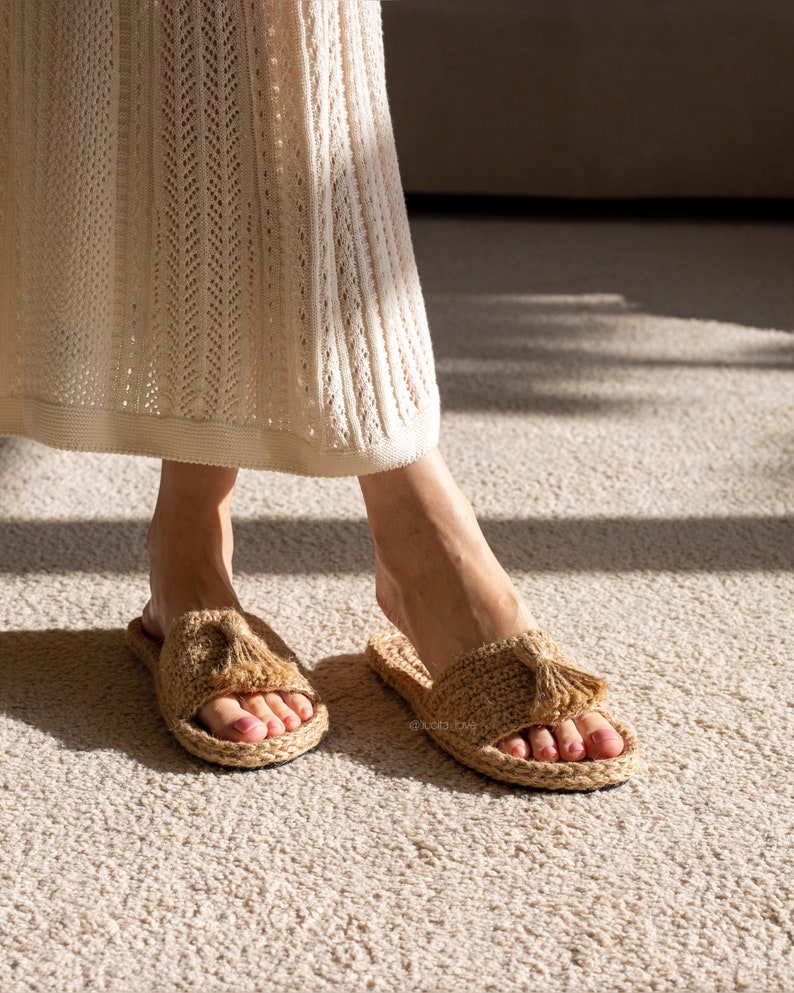 Jute Slippers Crochet Pattern - Eco-friendly Handmade Slippers DIY ...