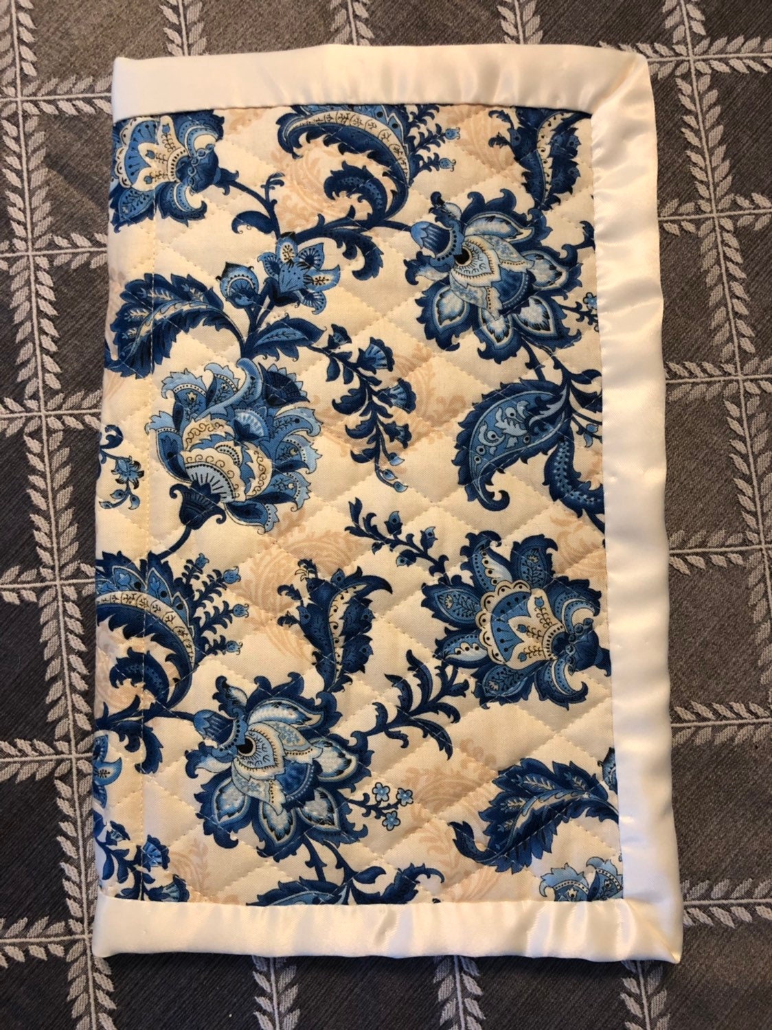 Handmade DAR Insignia Pin Case (custom/ Made to Order) - Etsy