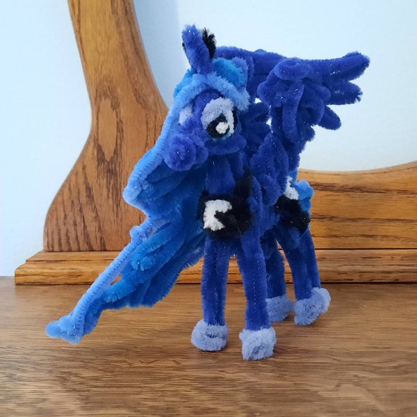 Pipe Cleaner Figure - Etsy