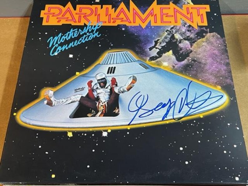 George Clinton Signed Autographed PARLIAMENT FUNKADELIC Mothership ...