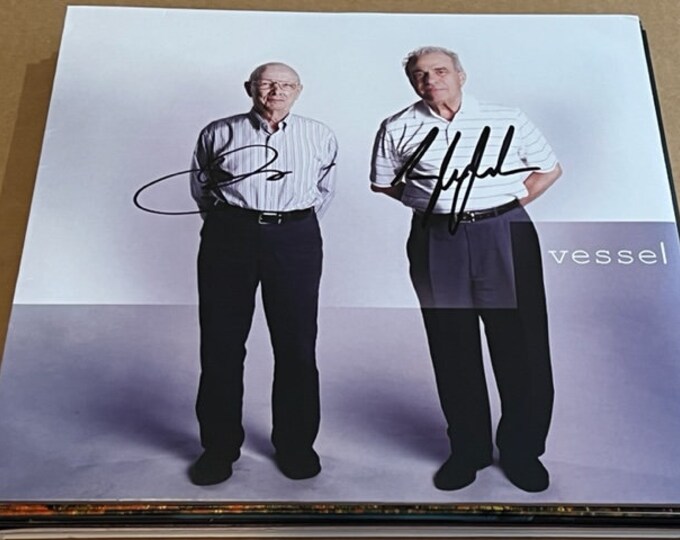 Tyler Joseph & Josh Dun Dual Signed Autographed 21 Pilots Vessel Record ...