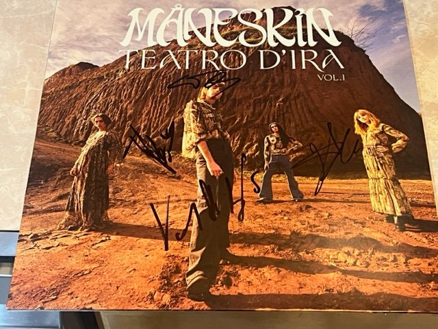 Maneskin FULL BAND Signed Autographed Teatro D'ira Vol. 1 Record Album ...
