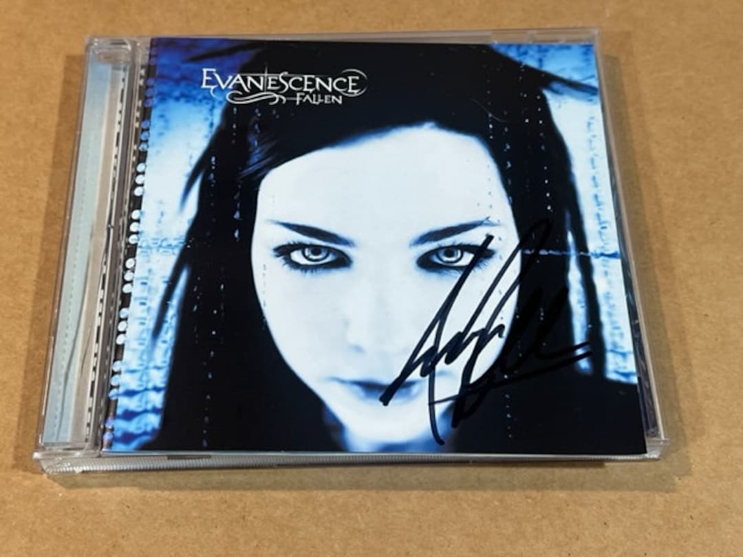 AMY LEE Signed Autographed EVANESCENCE Fallen Cd Booklet - Etsy