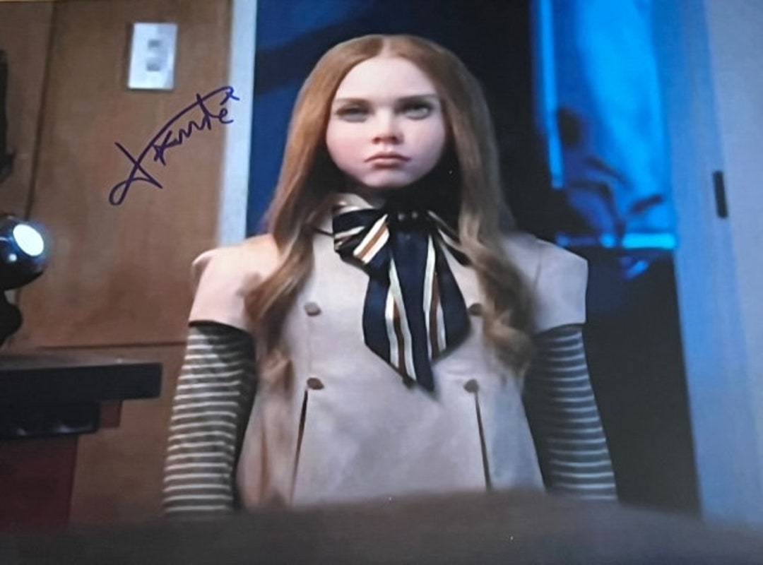 Amie Donald Signed Autographed M3GAN 11x14 Color Photograph Megan - Etsy