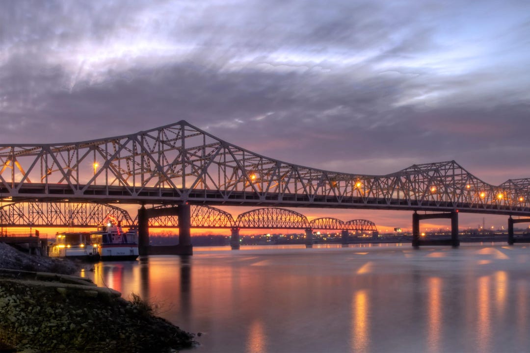 Big Four Bridges That Crosses the Ohio River, Louisville Kentucky ...
