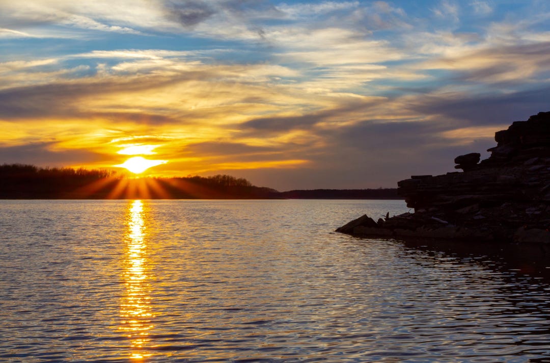 Sunset at Barren River Lake State Resort Park in Kentucky Canvas Print ...