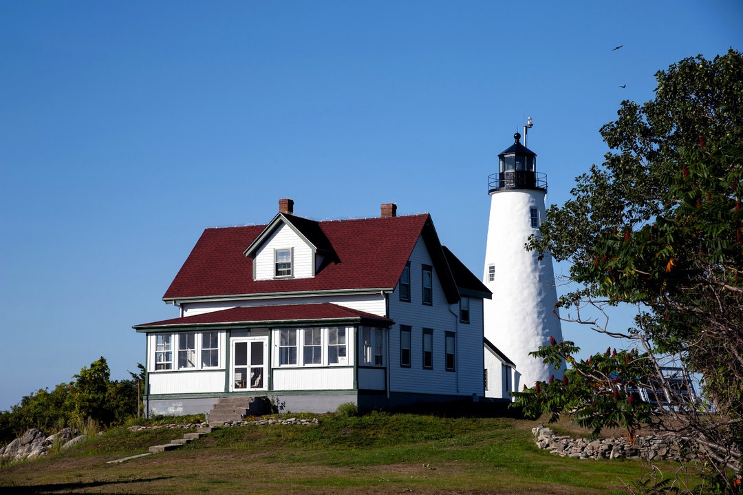 Baker's Island Lighthouse in Salem Massachusetts Newly Remodeled Canvas ...