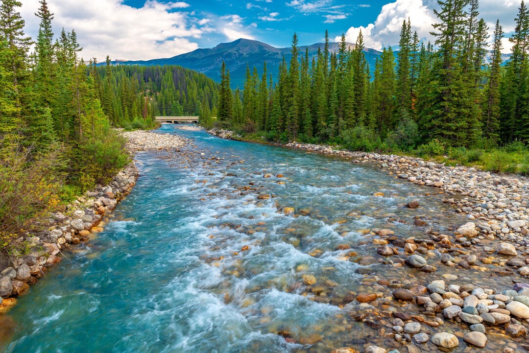 Pipestone River in Lake Louise, Banff National Park, Alberta, Canada ...