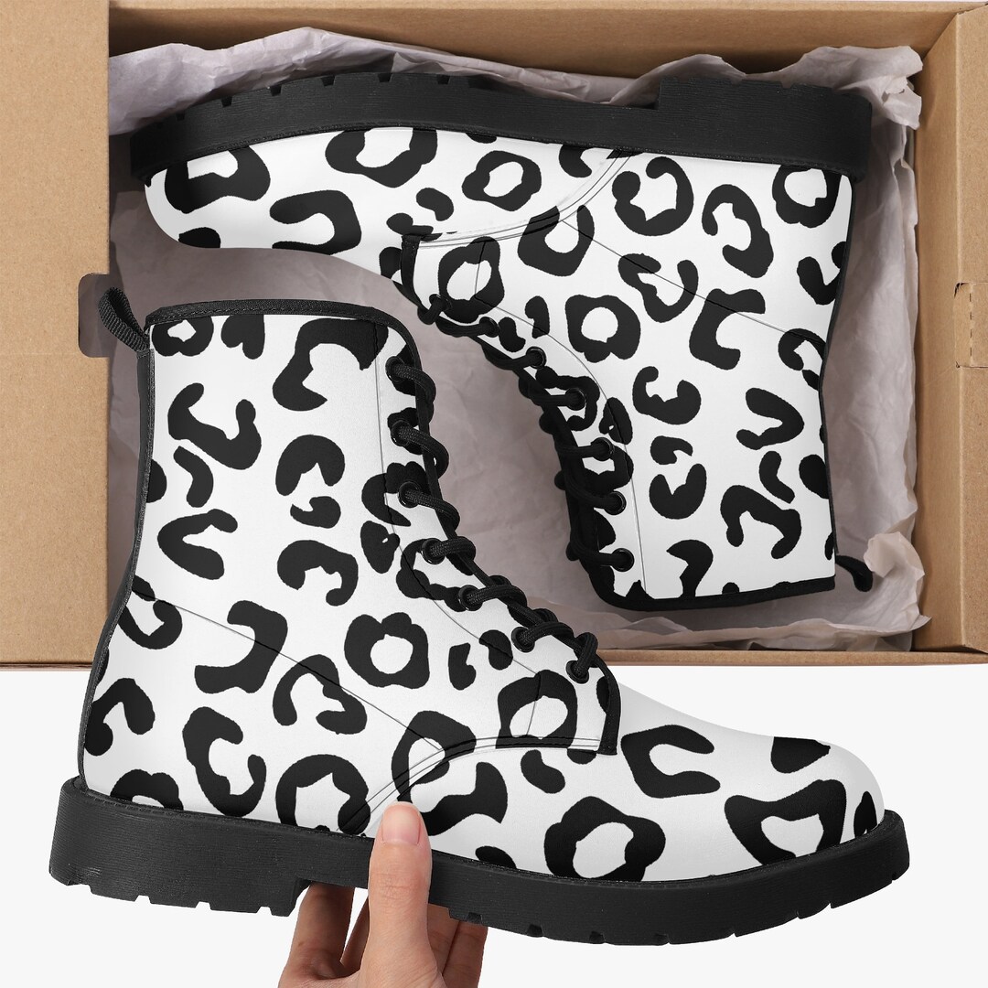 Men's Trendy Leather Boots Snow Leopard Print, Jaguar Print, Cheetah ...