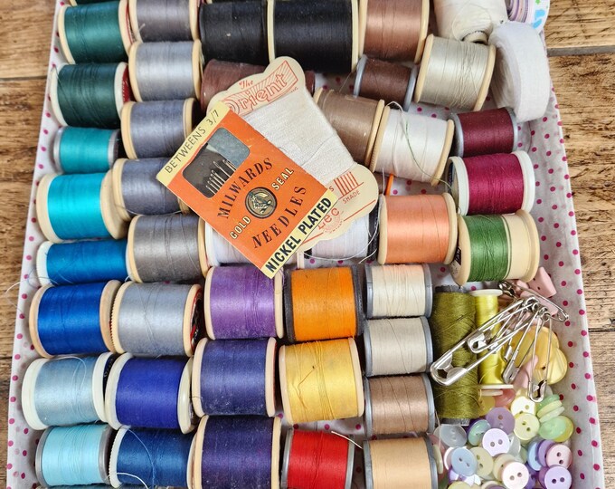 A Collection of 58 Vintage Threads, Sewing Box Finds, Vintage Sewing ...
