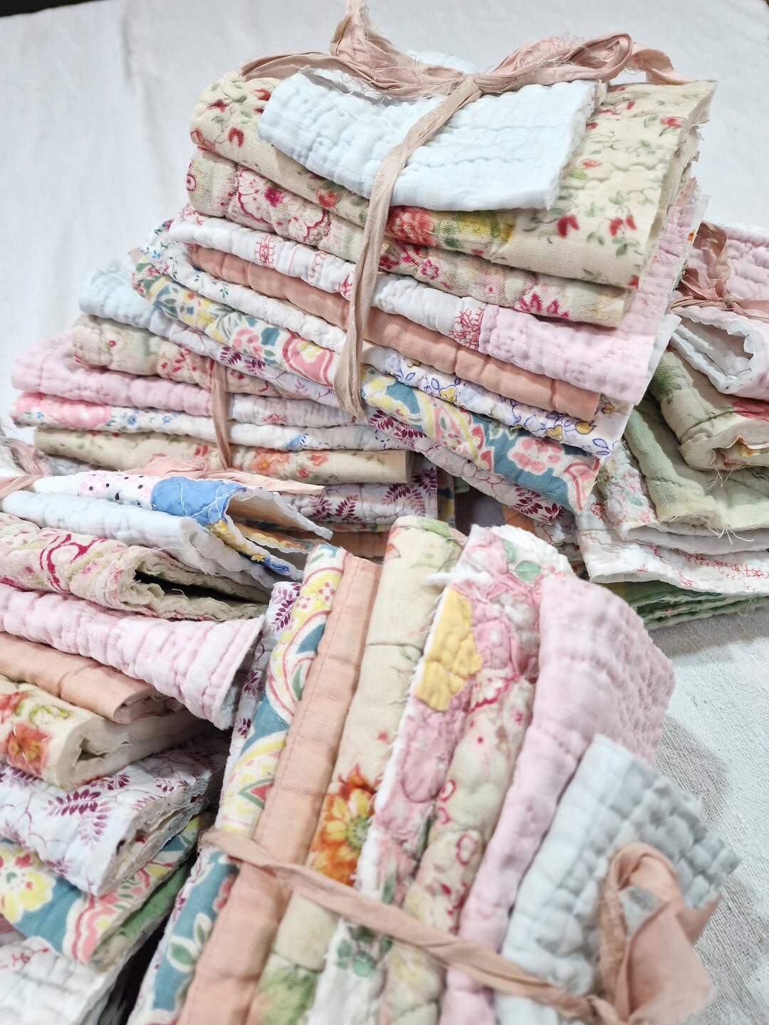 Old Vintage Quilt Bundle, Vintage Quilt Pieces, Lovely Old Quilt Bundle ...