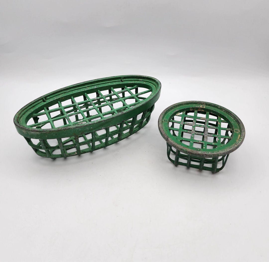 Set of 2 Metal Flower Frogs - Etsy