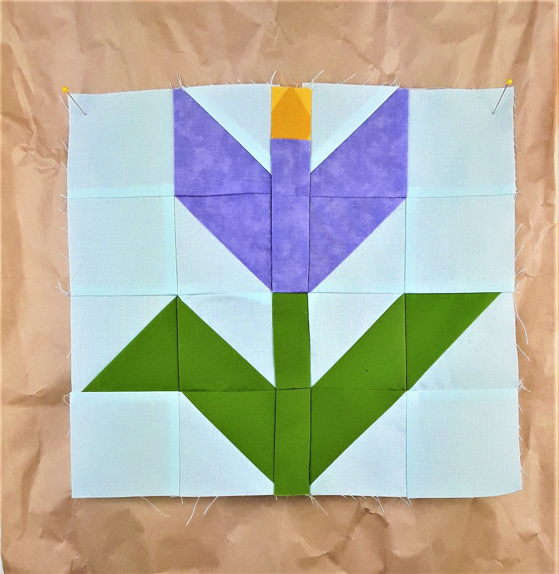 Crocus Flower Quilt Block Pattern, Spring Time Quilt Block PDF - Etsy