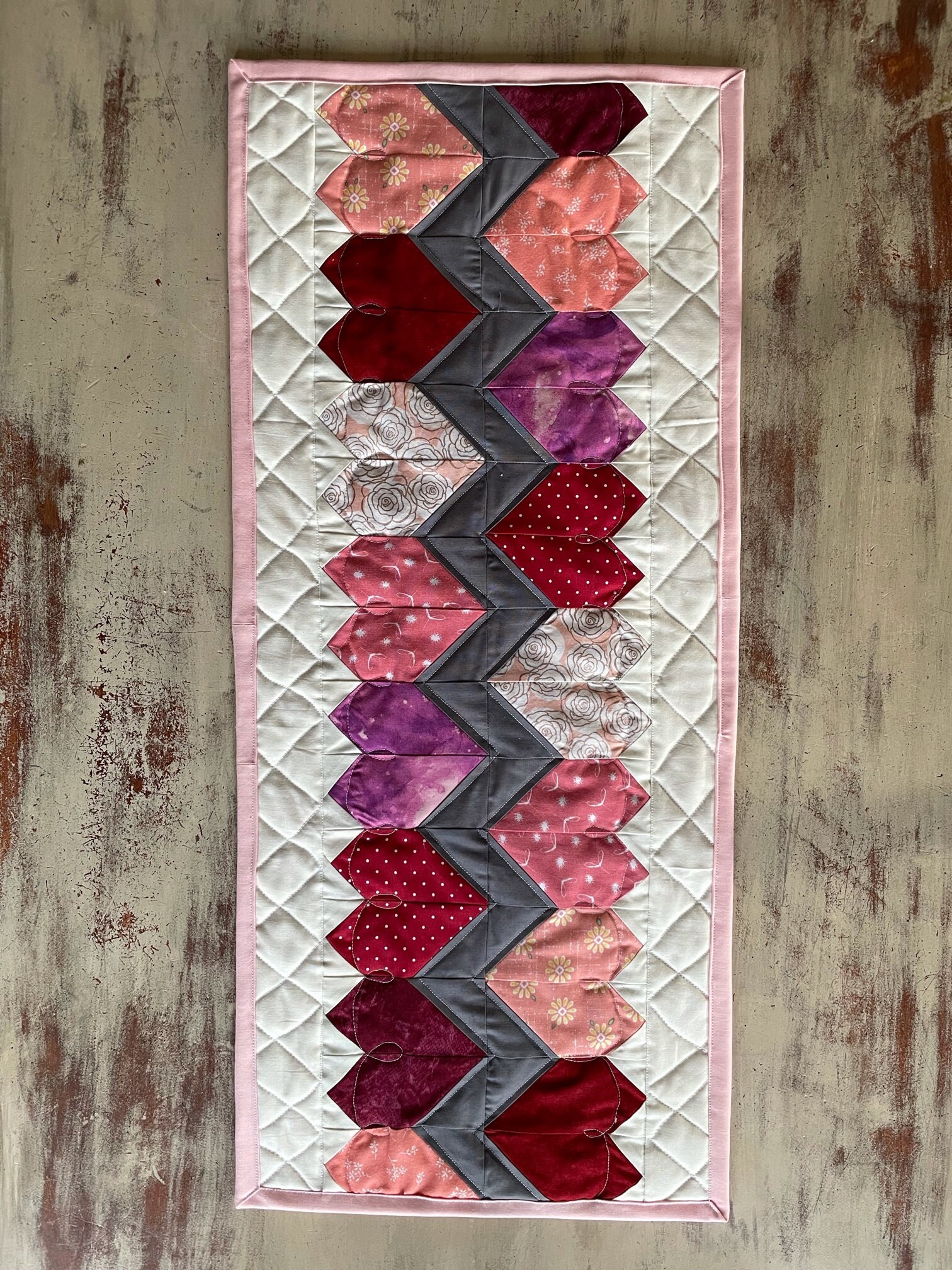 Easy Quilted Valentine's Heart Table Runner Pattern PDF - Etsy